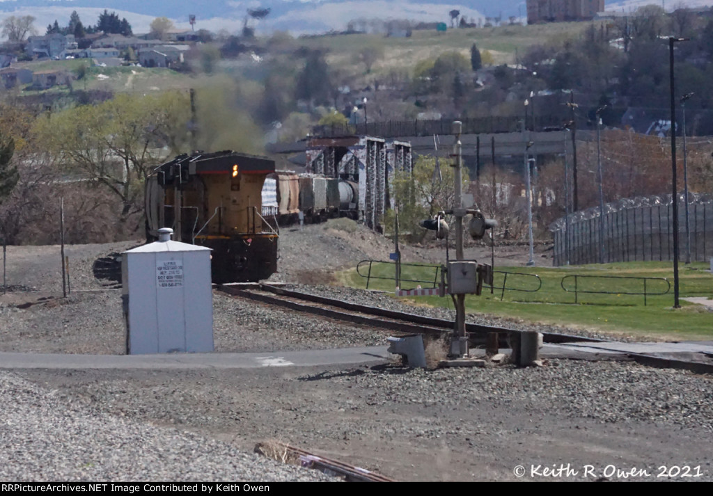 DPU on an Eastbound Manifest